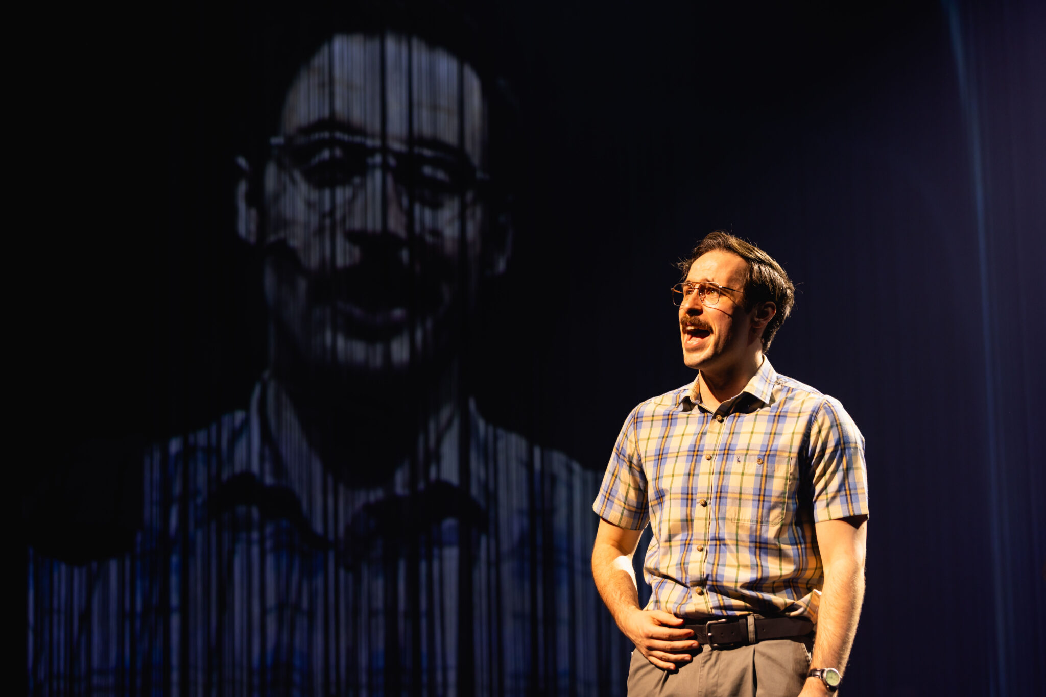 “42 Balloons” reviewed by Al Bresloff and a second by Paul Lisnek ...