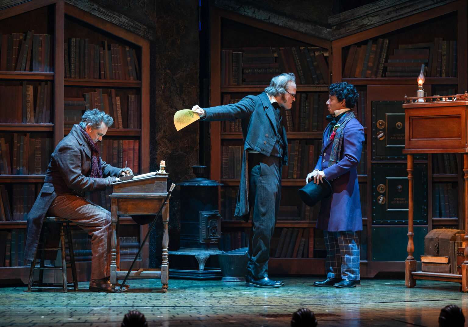 “A Christmas Carol” MILWAUKEE Reviewed by Amy Menzel – AROUND THE TOWN ...