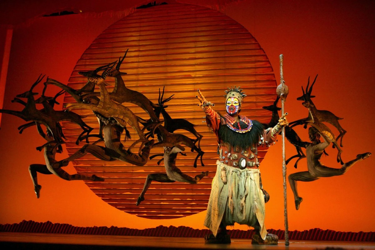 “The Lion King” reviewed by Mark Reinecke – AROUND THE TOWN CHICAGO
